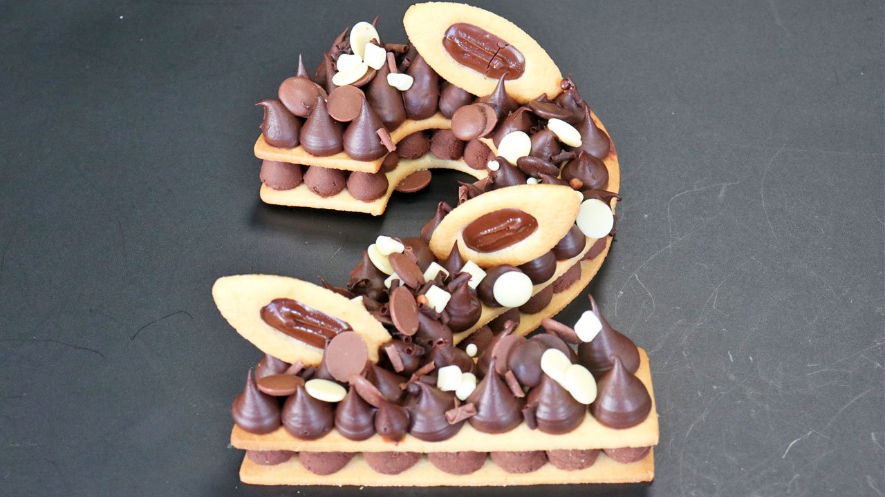 Number cake : les gâteaux en forme de chiffres affolent la toile | Cerf ...